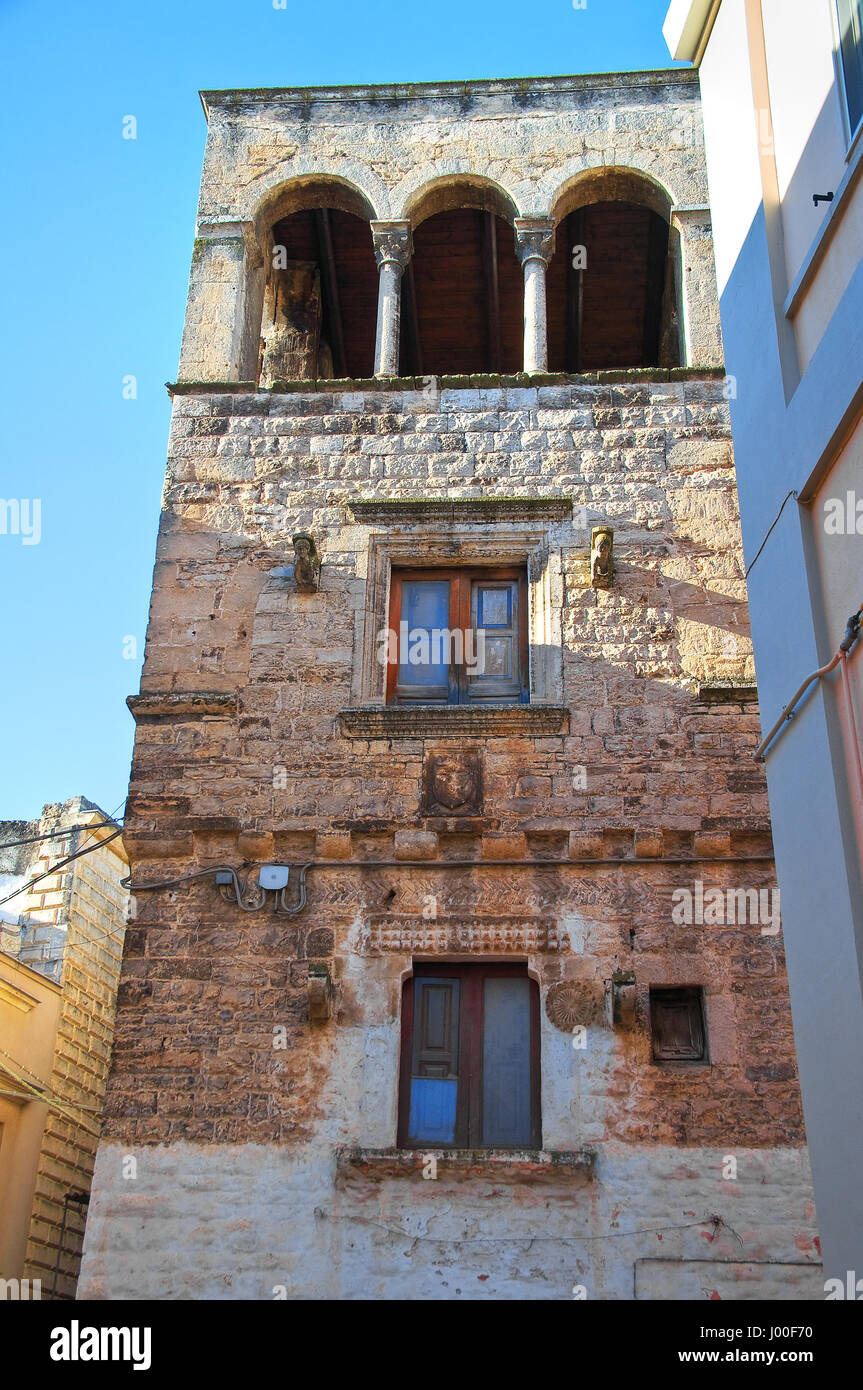 Alleyway. Bitritto. Puglia. Italy Stock Photo - Alamy