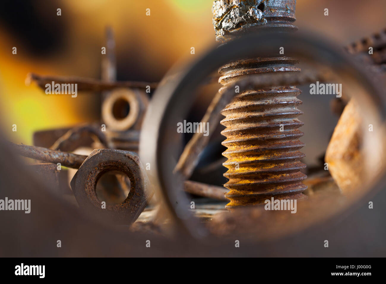 Rusty metal scrap hi-res stock photography and images - Alamy