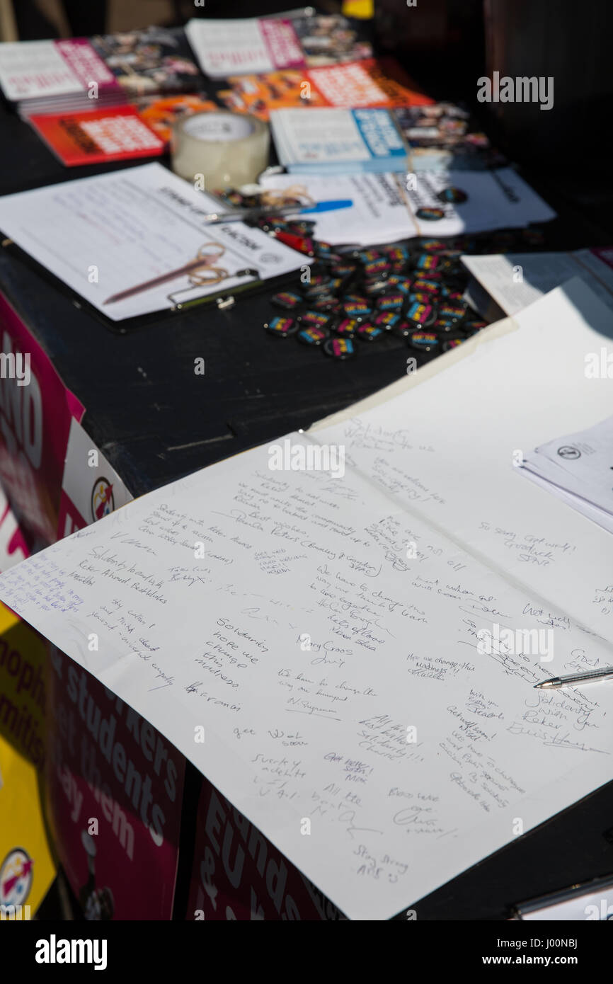 Anti racism campaigners hi-res stock photography and images - Alamy