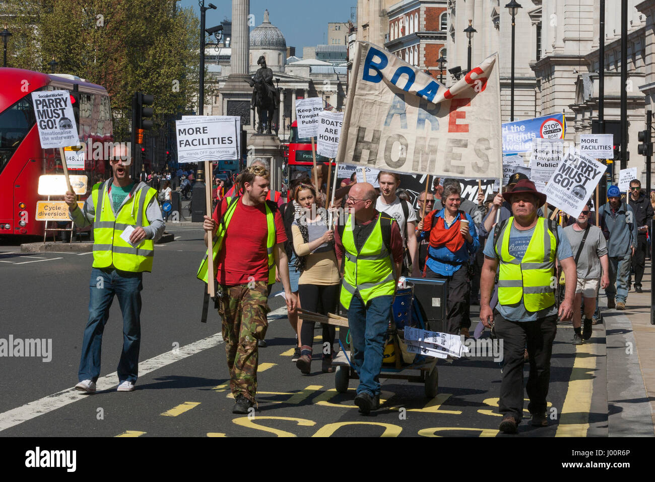 London, UK. 8th April, 2017. Members of the NBA (National Barge ...