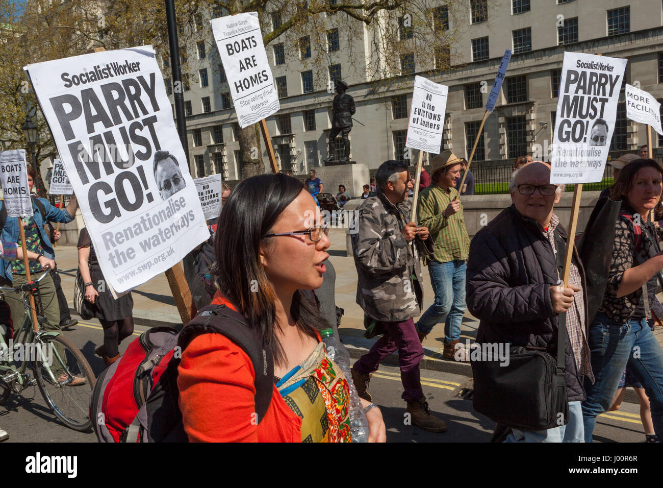 London, UK. 8th April, 2017. Members of the NBA (National Barge ...