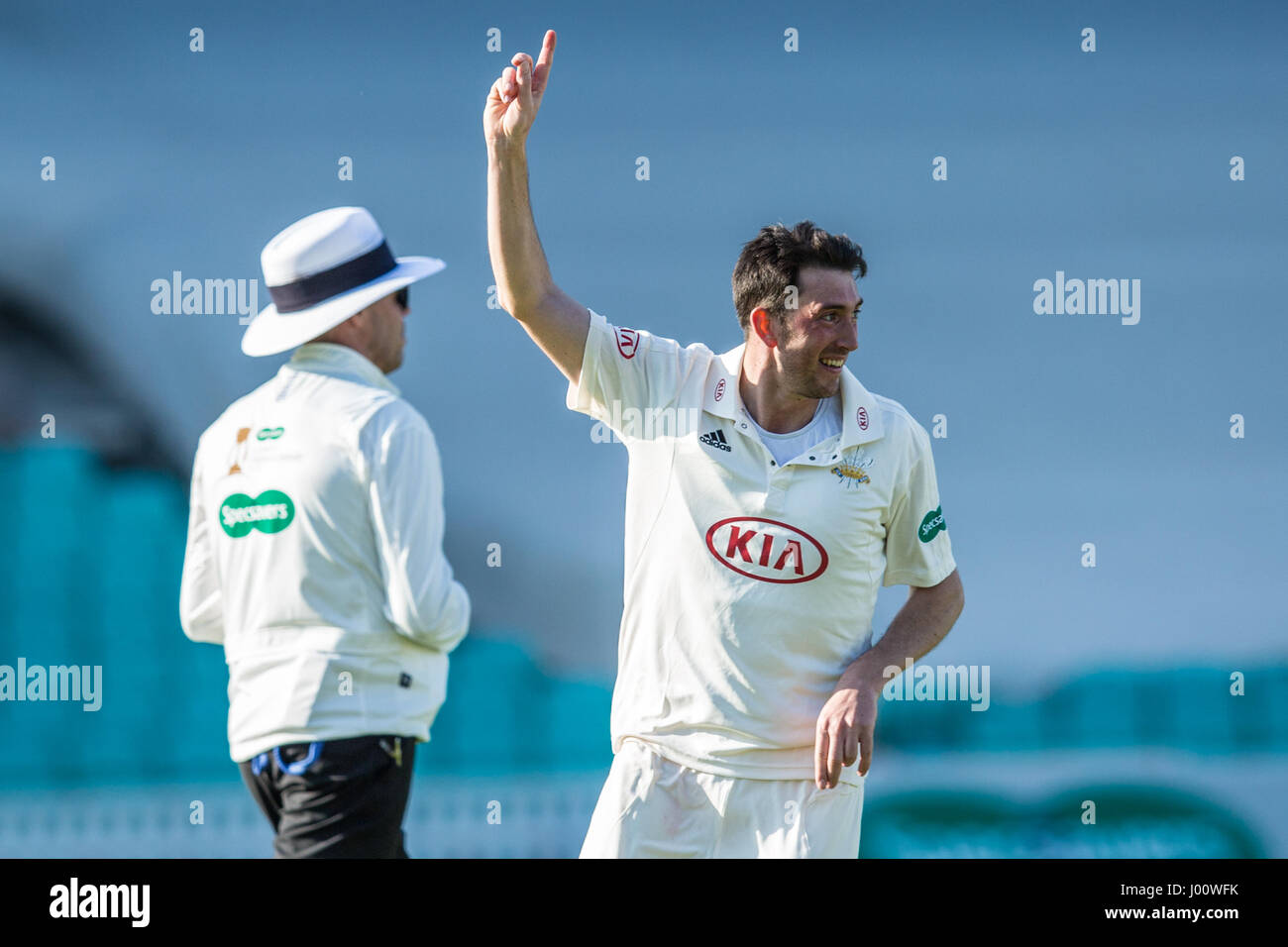 London, UK. 8 April, 2017. Mark Footitt raises an arm in celebration as ...