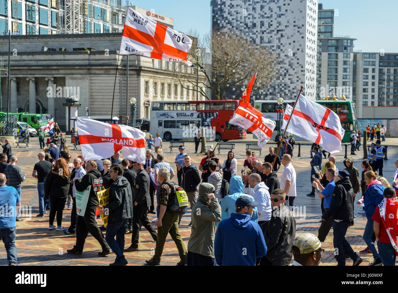 Extreme right wing hi-res stock photography and images - Alamy