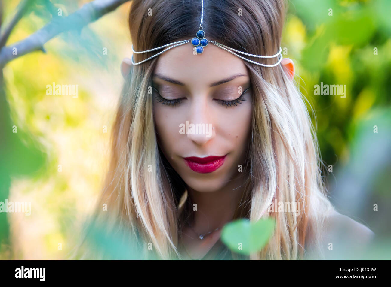 Elf movie hi-res stock photography and images - Alamy