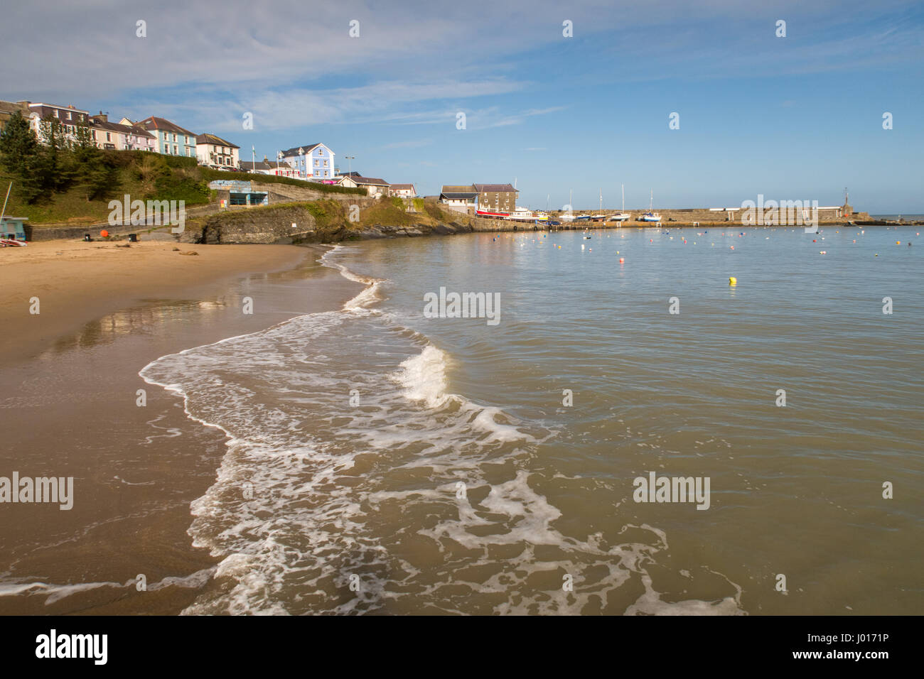The holiday fishing village in Cardigan Bay West Wales Stock Photo - Alamy