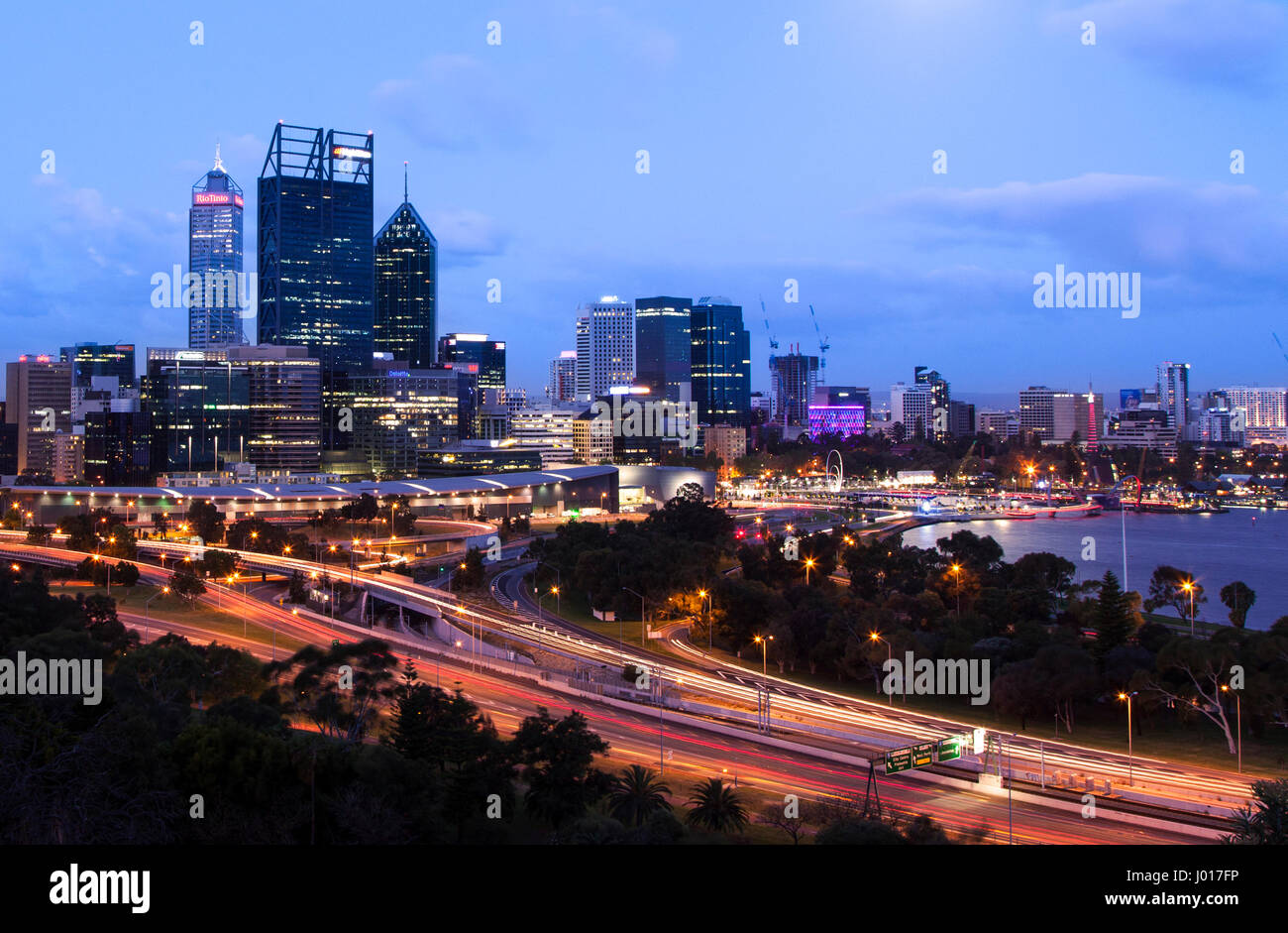 Night scene australia hi-res stock photography and images - Alamy