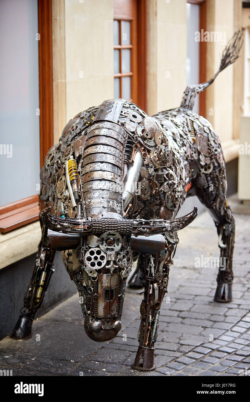 Statue of a charging bull outside the Cattle Grid restaurant in Windsor ...