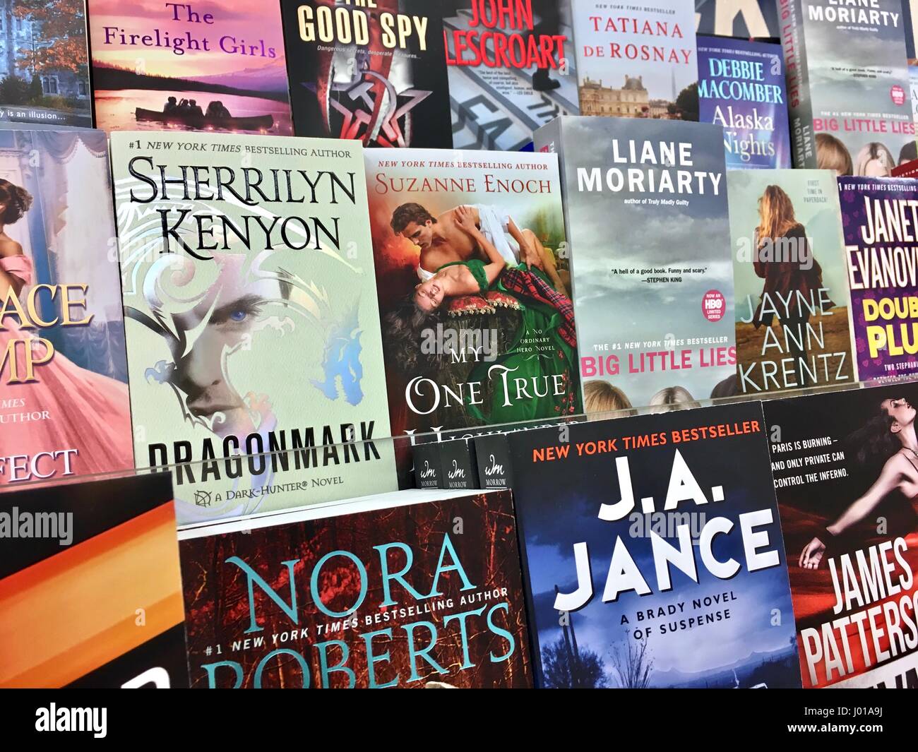 Books shelf romance hi-res stock photography and images - Alamy