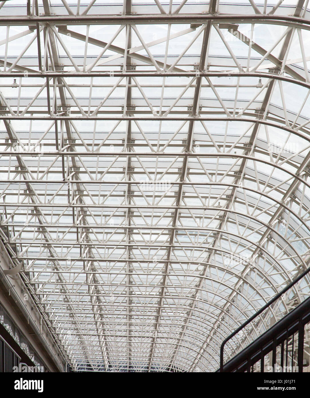 Long glass roof hi-res stock photography and images - Alamy
