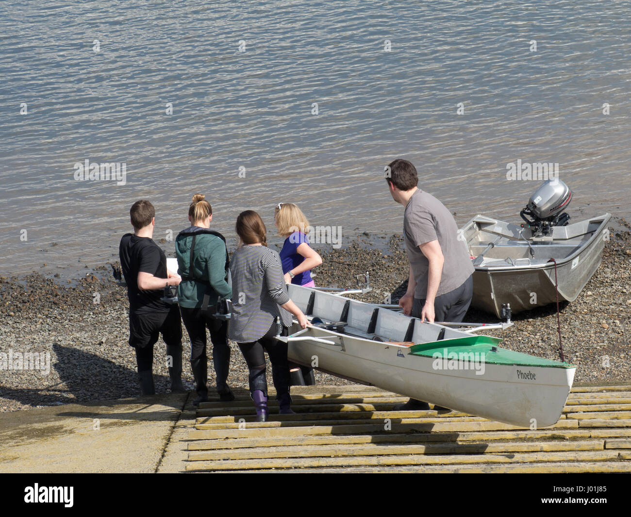 river Thames rowing boat rowers bank sport rowing Stock Photo - Alamy