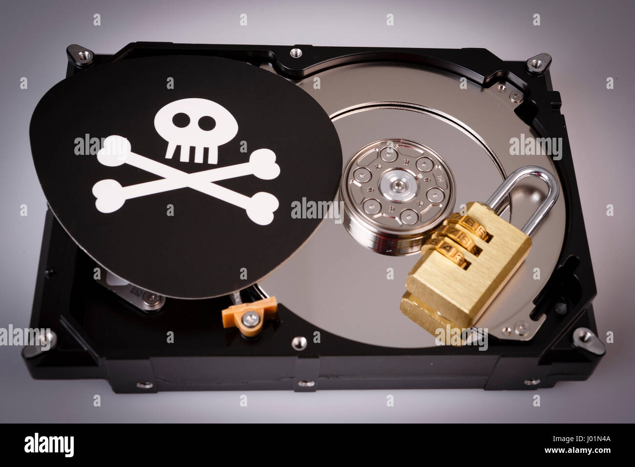 Server malware hi-res stock photography and images - Alamy