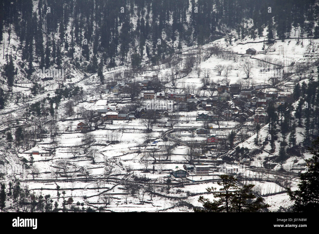 Pahalgam village hi-res stock photography and images - Alamy