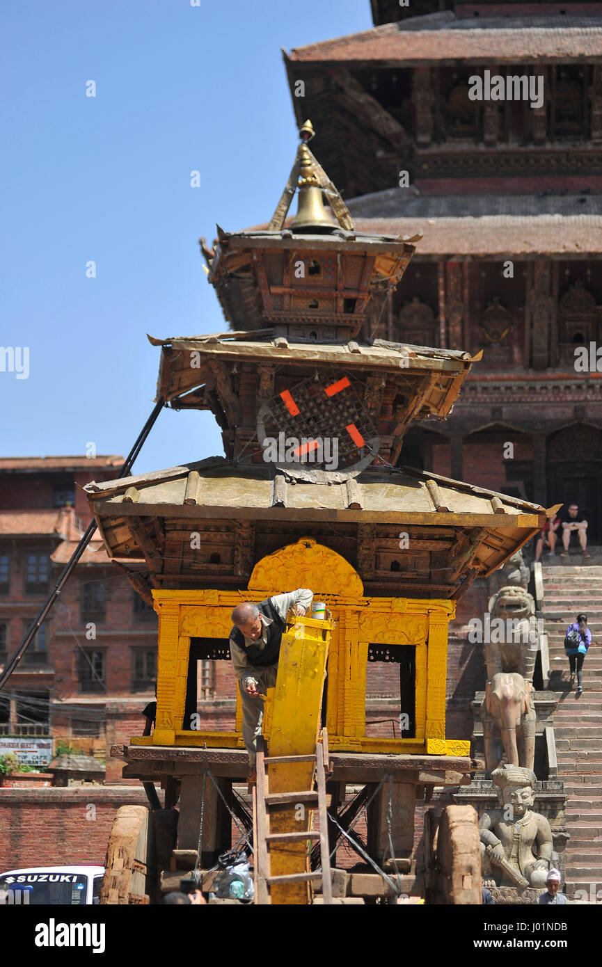 Kathmandu, Nepal. 08th Apr, 2017. 70 yrs old, PURNA CHITRAKAR, painting ...