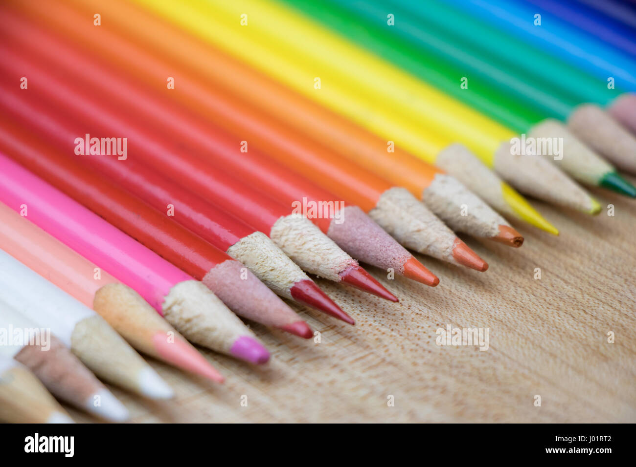 Group colored pencils hi-res stock photography and images - Alamy
