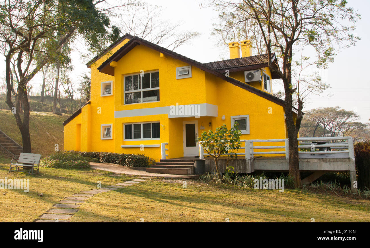 Yellow House on the morning Stock Photo - Alamy