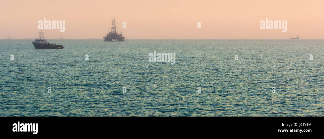 North sea gas oil rig drilling platform hi-res stock photography and ...