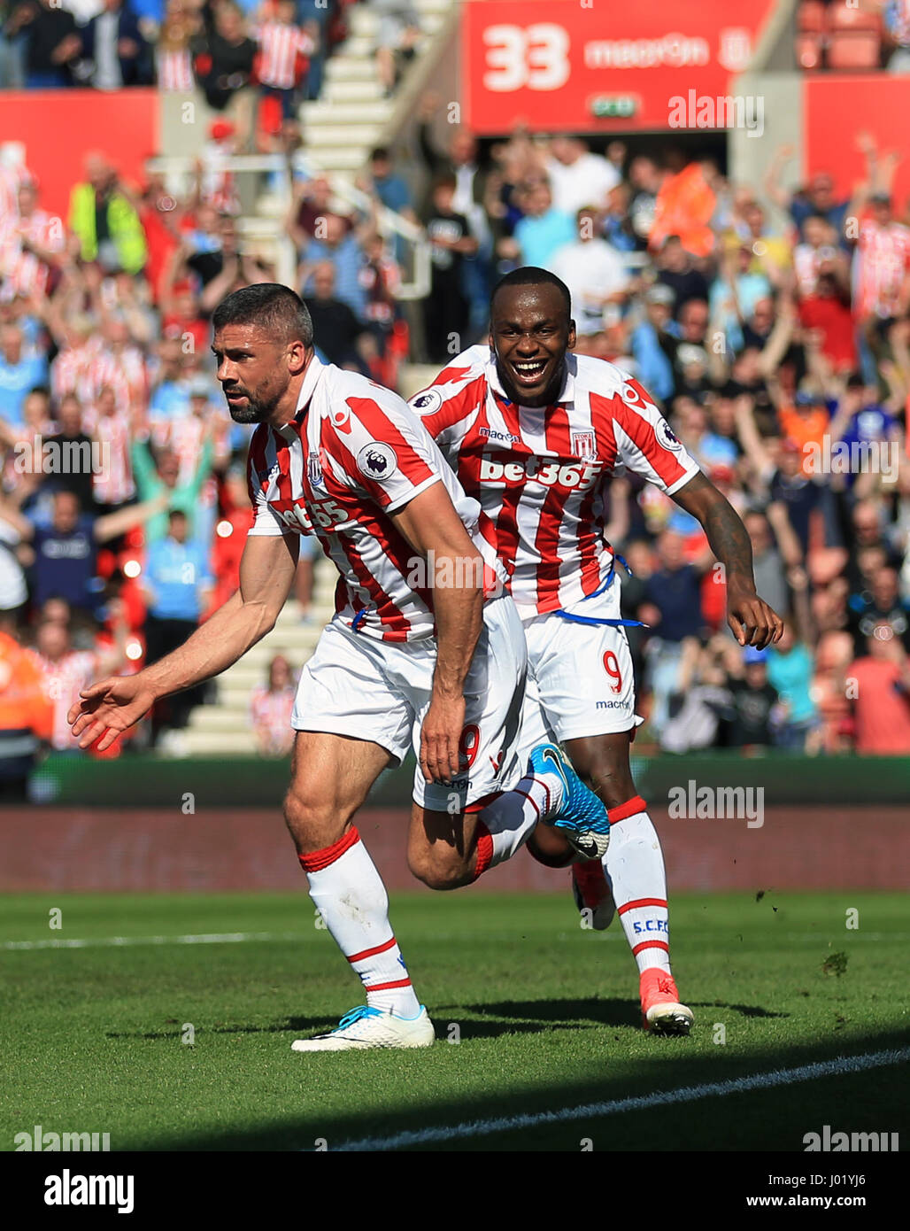 Stoke City's Jonathan Walters (left) celebrates scoring his side's ...