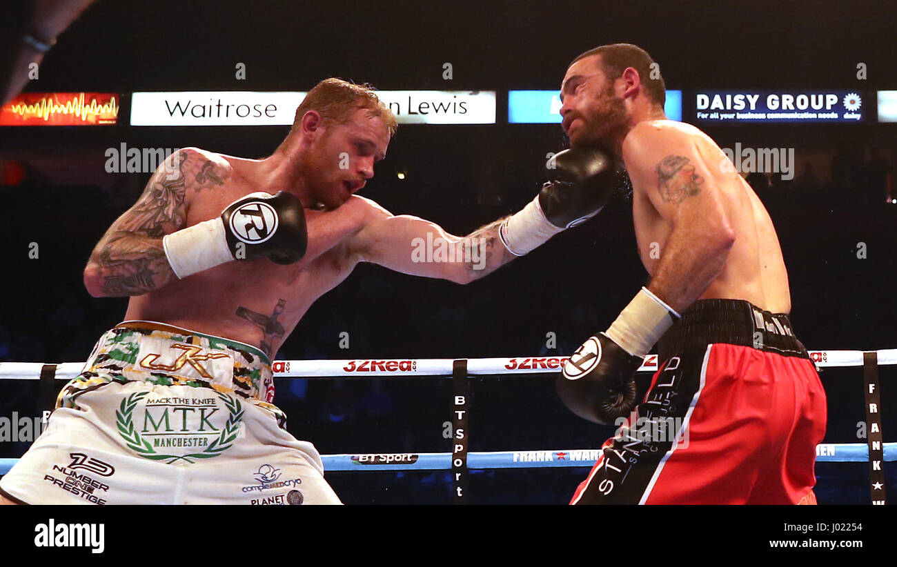 Jimmy Kelly (left) in action against Rick Godding during their Super ...