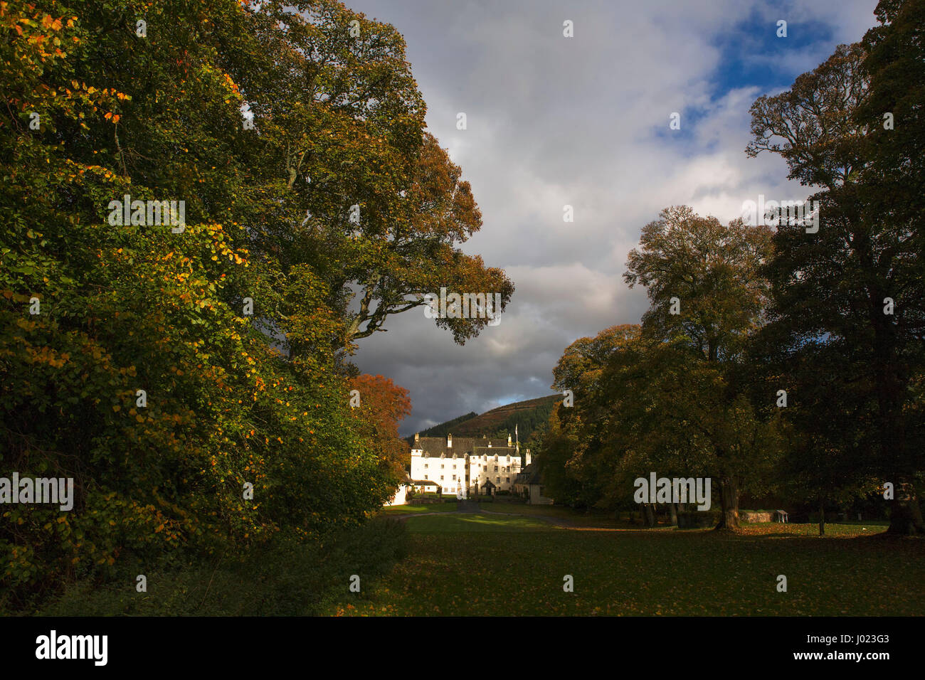 Main entrance to Traquair House, reputedly Scotland's oldest inhabited ...