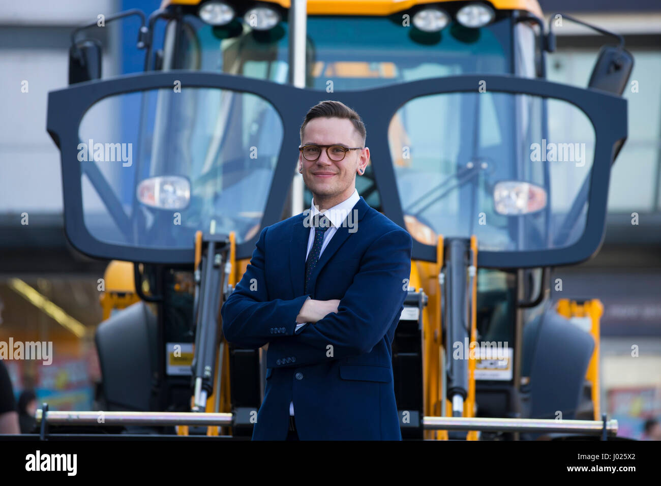 Jcb range specsavers opticians hi-res stock photography and images - Alamy