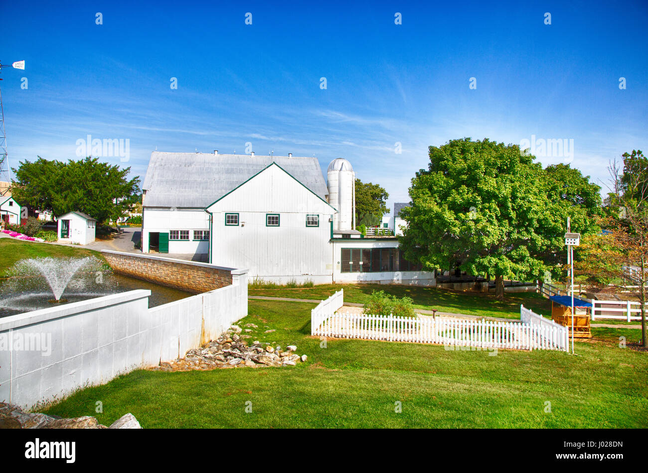 A traditional Amish farm set up as a museum and tourist attraction in ...