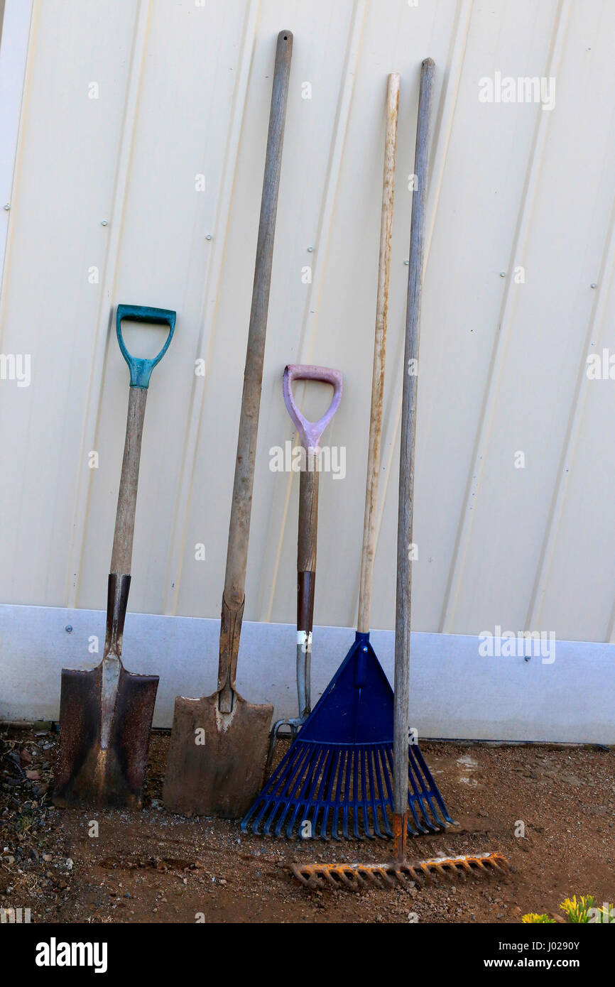 Wood rakes hi-res stock photography and images - Alamy