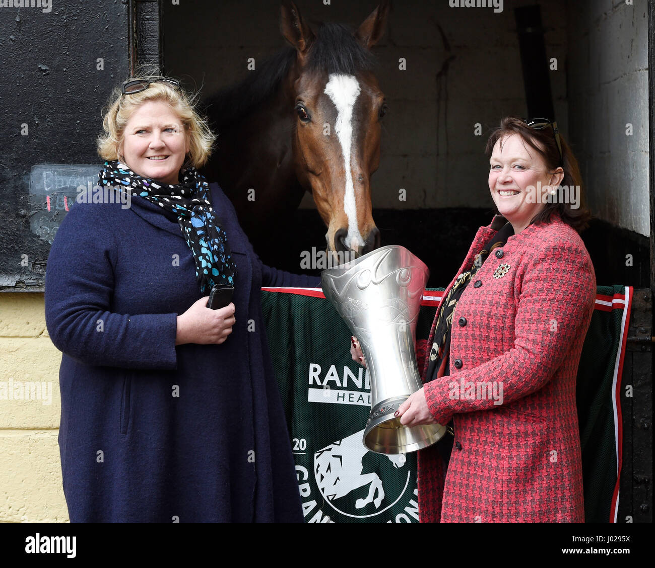 Grand National winner One For Arthur's owners Balinda McClung (left ...