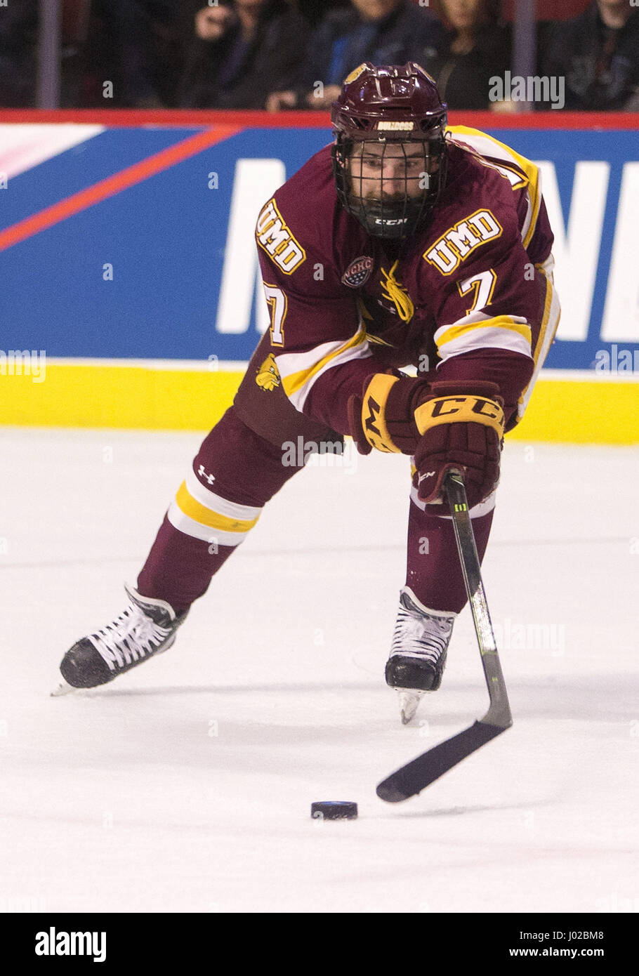 Adam johnson hockey hi-res stock photography and images - Alamy