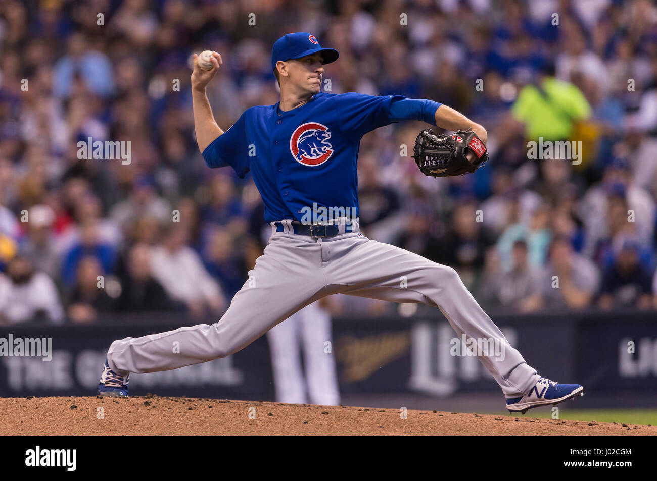 Milwaukee, WI, USA. 08th Apr, 2017. Chicago Cubs starting pitcher Kyle ...