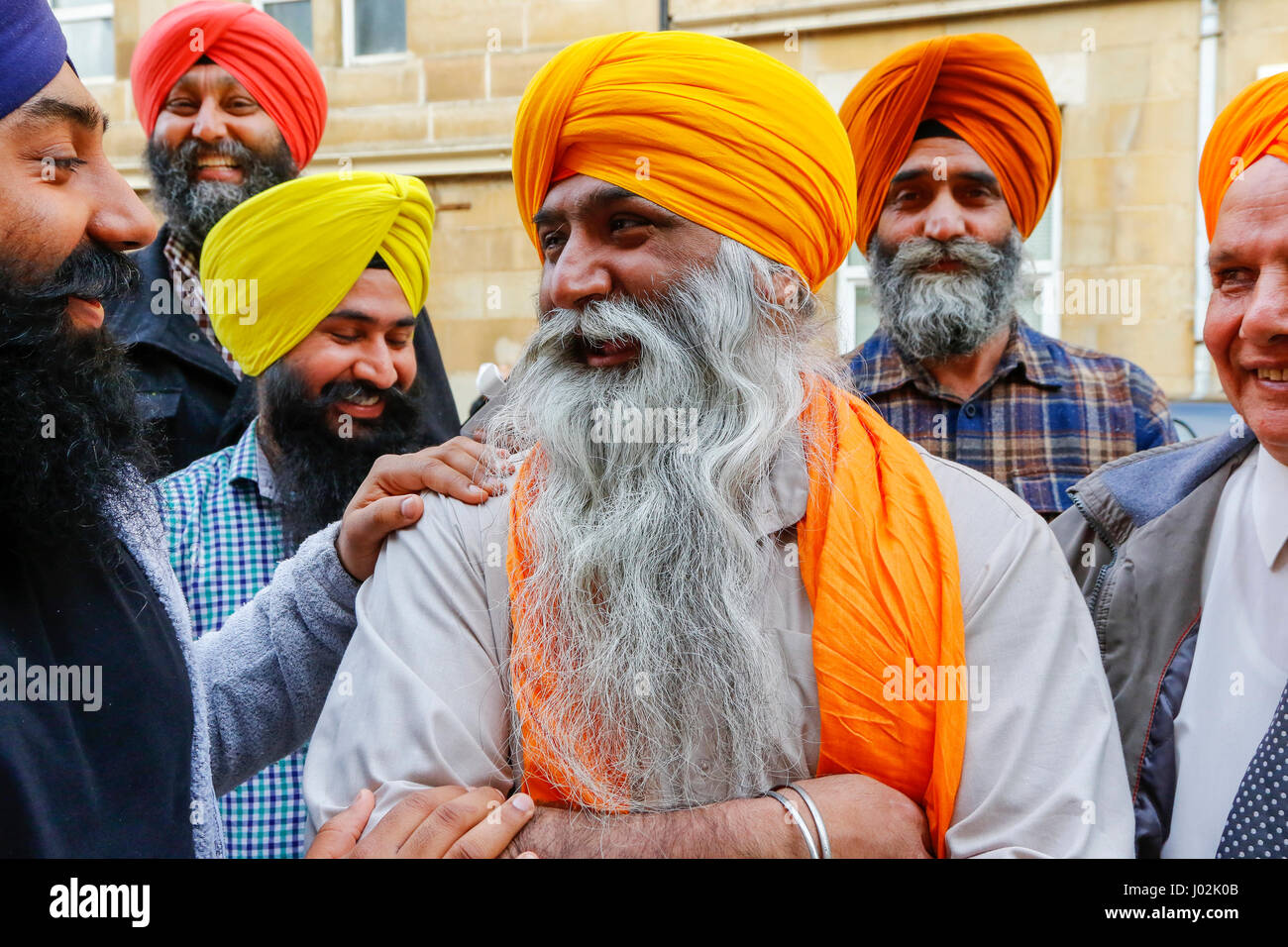 Glasgow, Scotland, UK. 9th April, 2017. More than 1000 members of ...