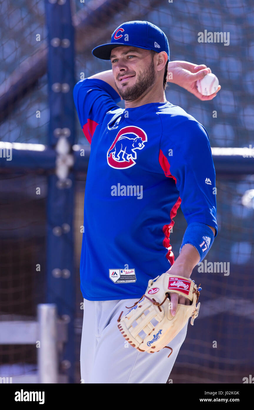 Milwaukee, WI, USA. 08th Apr, 2017. Chicago Cubs third baseman Kris ...