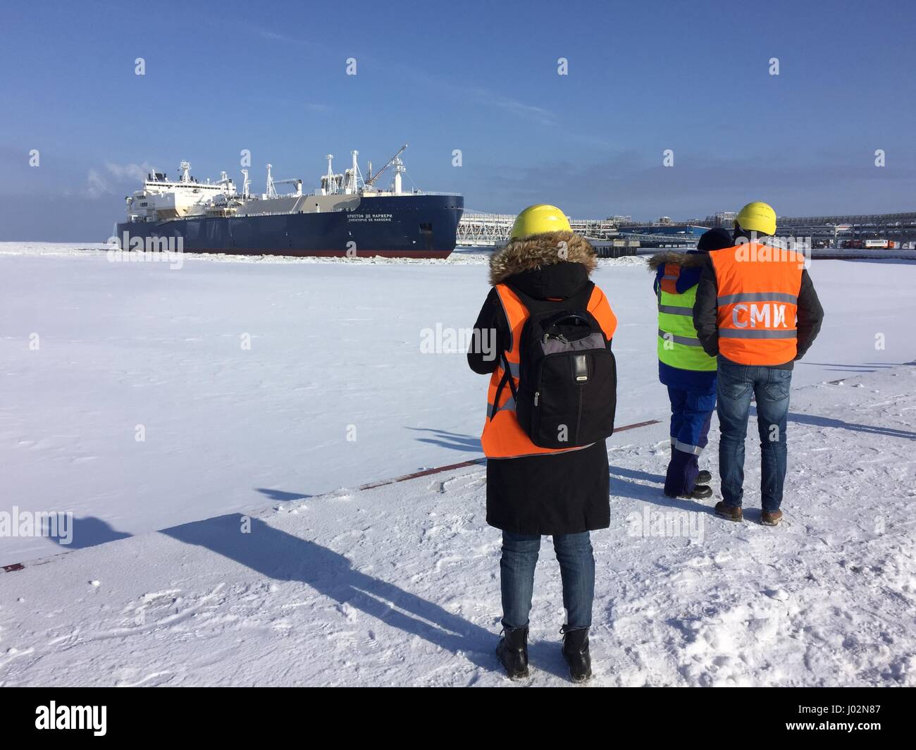 Sabetta, Russia. 30th Mar, 2017. Journalists look at the Christophe de ...