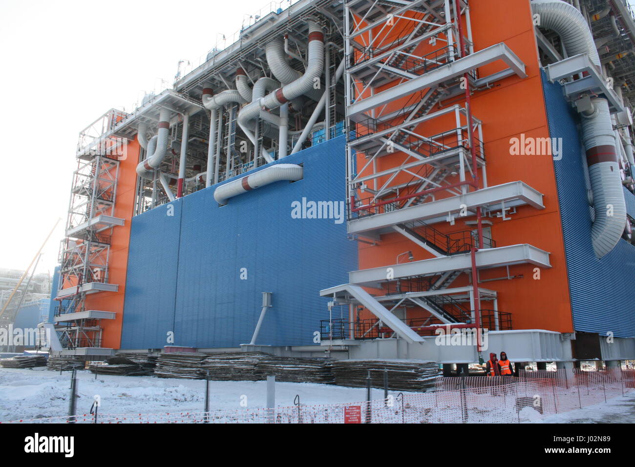 Sabetta, Russia. 30th Mar, 2017. A Jamal LNG gas liquidification plant ...