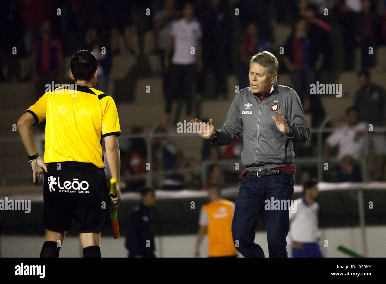Curitiba, Brazil. 09th Apr, 2017. Technical Atletico PR Paulo Autuori ...