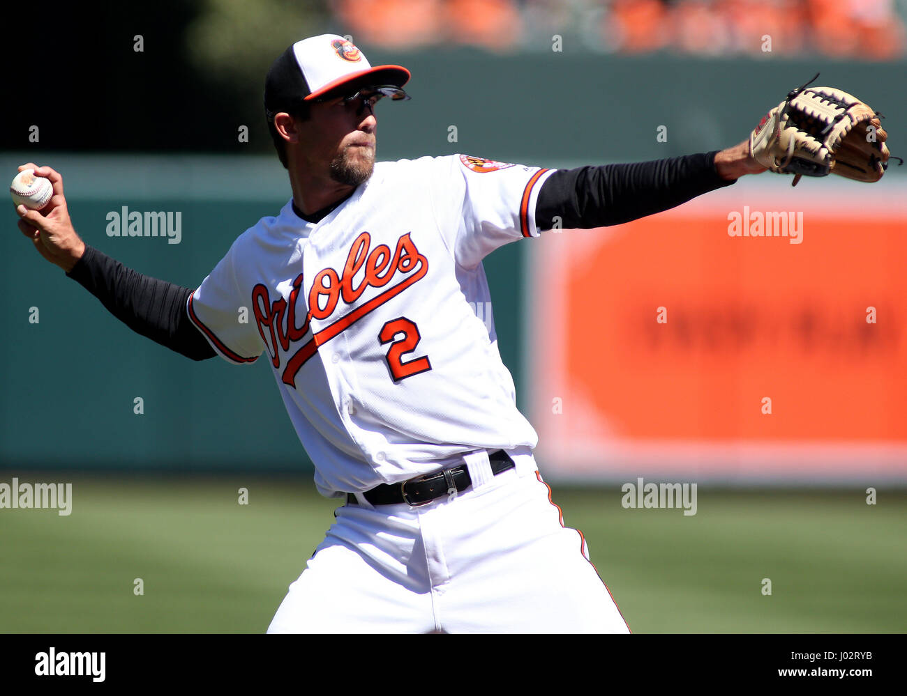 Baltimore, Maryland, USA. 09th Apr, 2017. Baltimore Orioles shortstop J ...