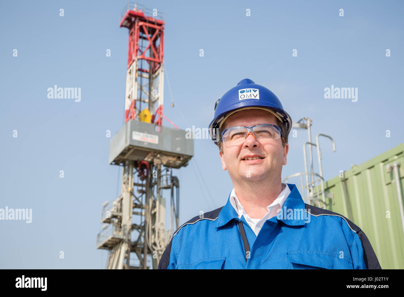 Bernhardtsthal, Austria. 5th Apr, 2017. The head of Austrian energy ...