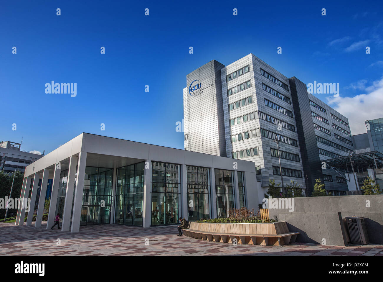 Glasgow Caledonian University exterior Stock Photo - Alamy