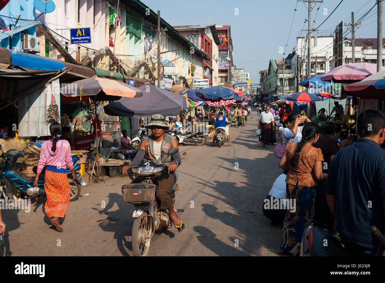 Everyday Life In Myanmar Market High Resolution Stock Photography and ...