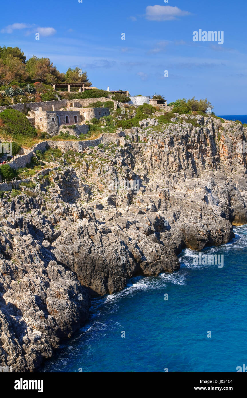 Ciolo bridge. Santa Maria di Leuca. Puglia. Italy Stock Photo - Alamy