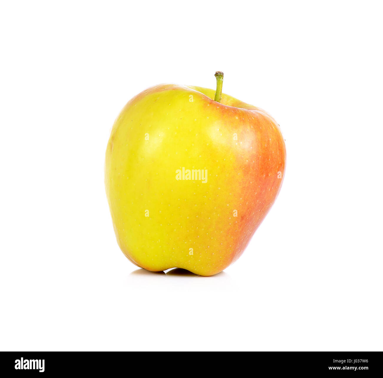 Yellow apples isolated on white background Stock Photo - Alamy