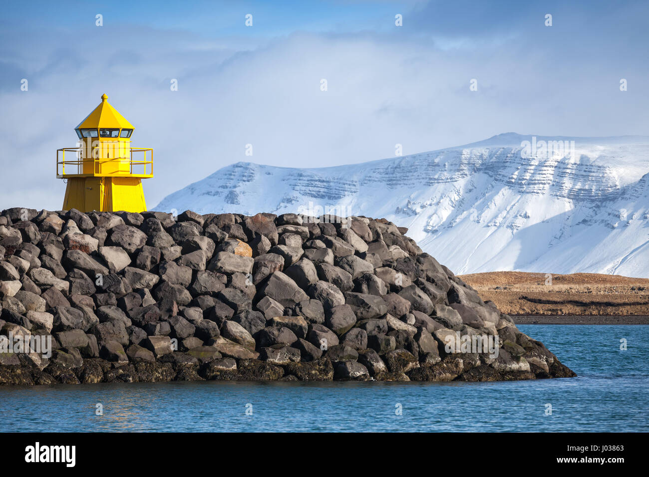 Light tower guard hi-res stock photography and images - Alamy