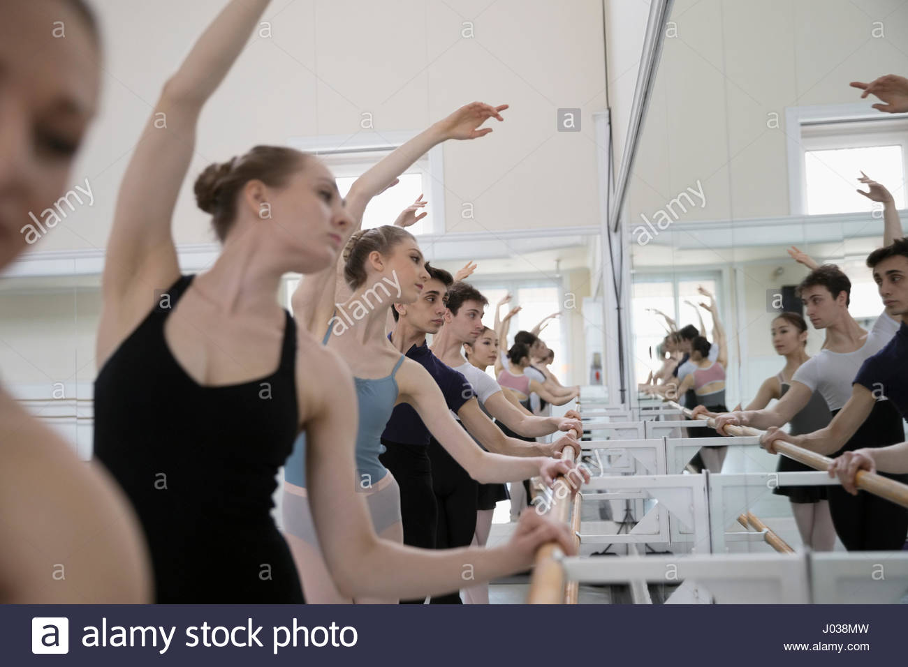 Dancer watching in mirror hi-res stock photography and images - Alamy