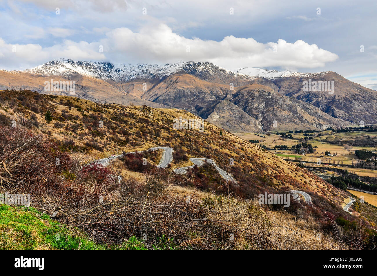 Views in the Crown Range Road near Queenstown in the Southern Lakes ...