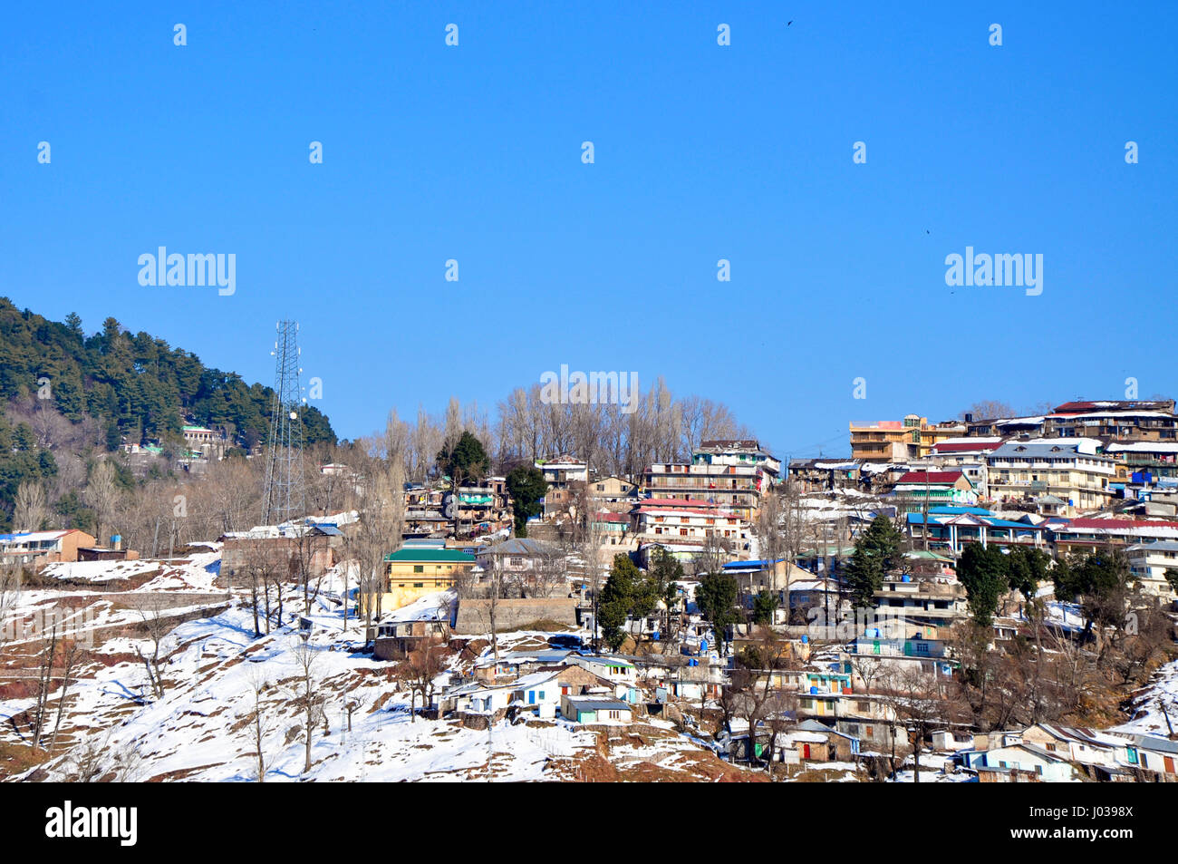 Top view village in valley hi-res stock photography and images - Alamy