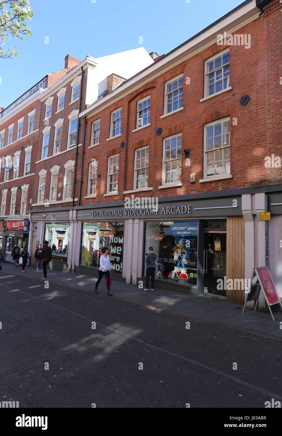 Video game arcade hi-res stock photography and images - Alamy