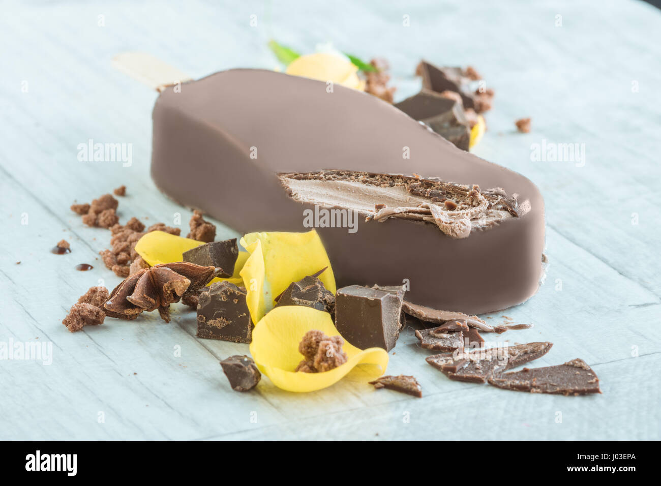 tasty ice cream in milk chocolate Stock Photo - Alamy