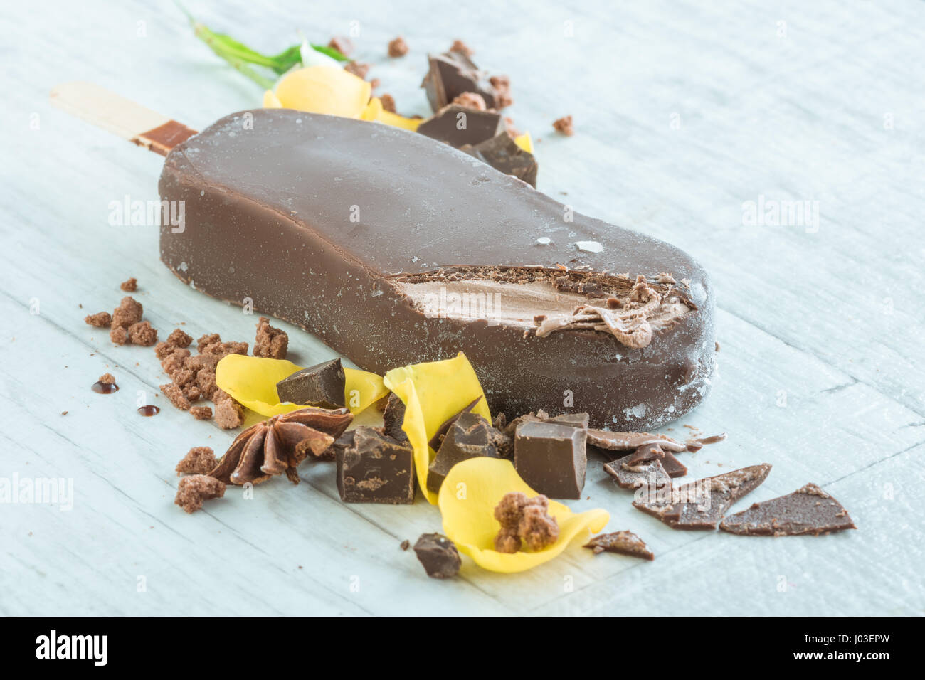 tasty ice cream in milk chocolate Stock Photo - Alamy