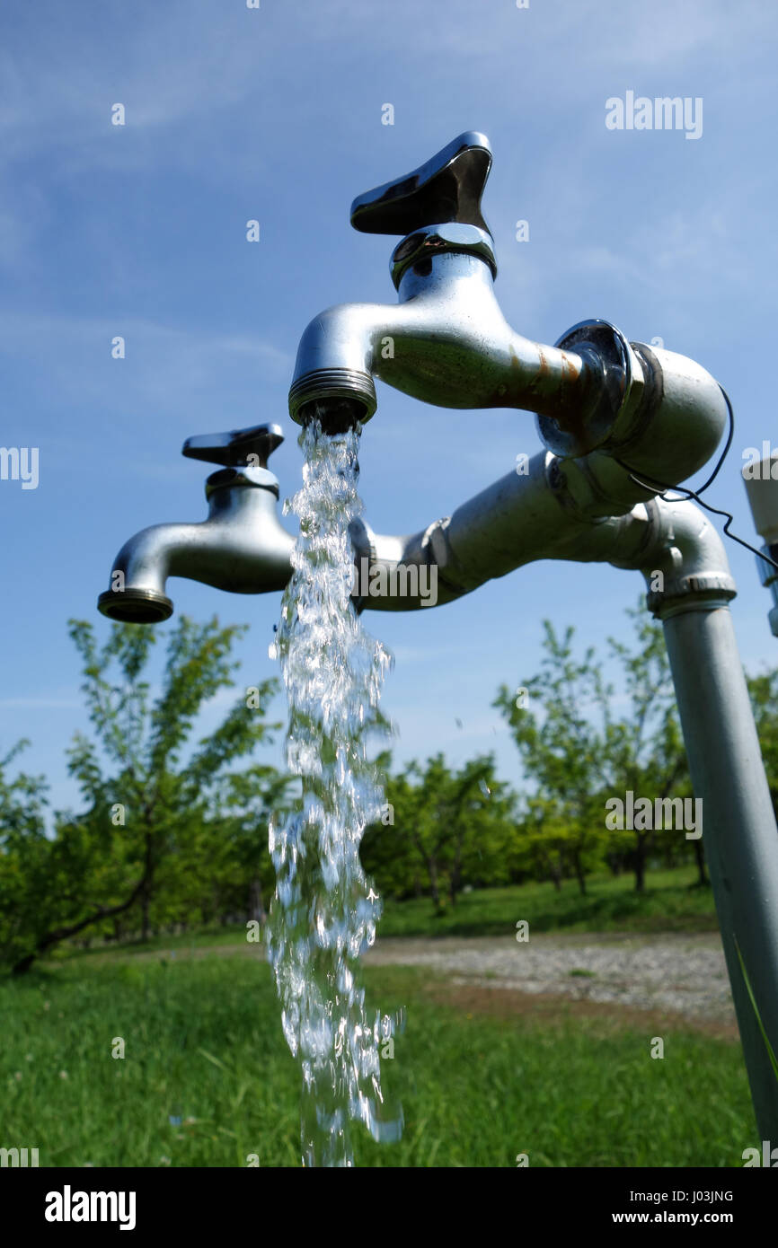 Leaving water hi-res stock photography and images - Alamy