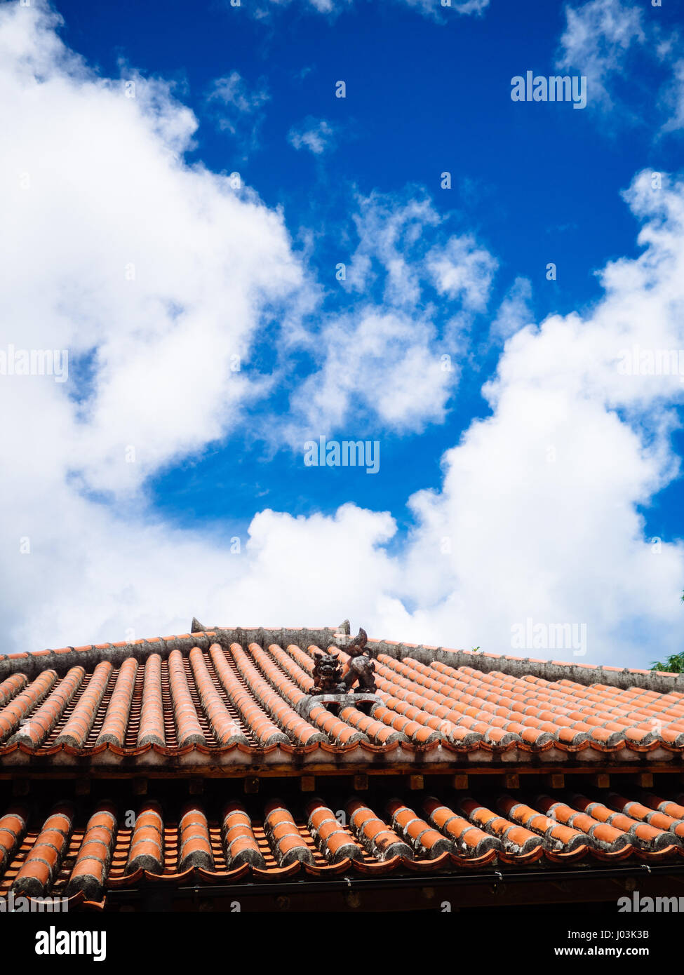 Schiesser(Okinawan Lion) on the roof Stock Photo - Alamy