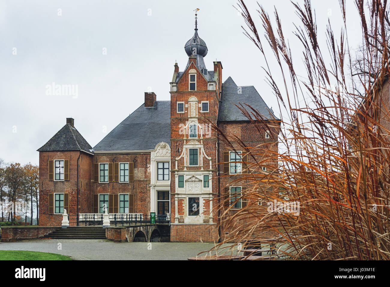 Cannenburgh Castle is a 16th century castle in Vaassen in the Dutch ...